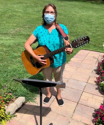 Health care hero: Music therapist Cindy Cordrey - ChristianaCare News